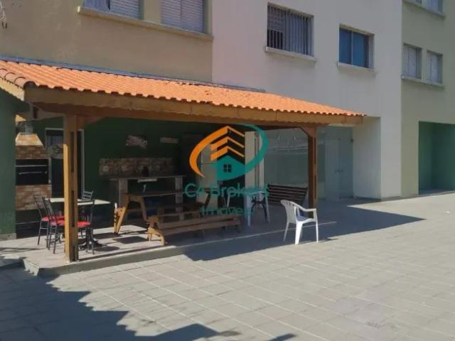 Apartamento com 2 Quartos para alugar, 68m² Centro
