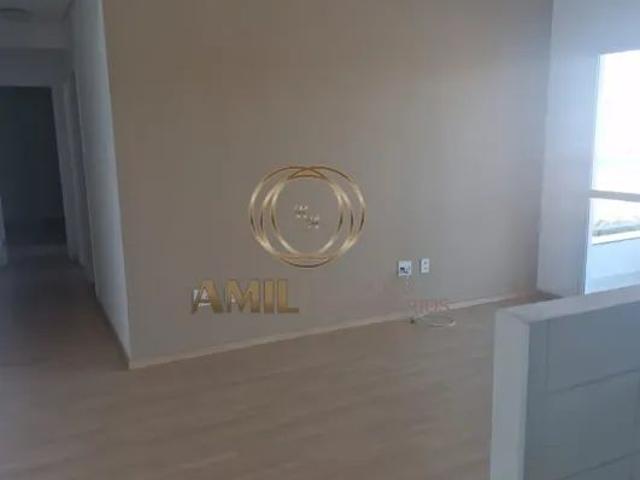 Apartamento com 2 Quartos para alugar, 68m² Centro