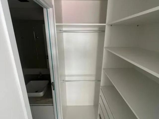 Apartamento com 2 Quartos para alugar, 68m² Meireles