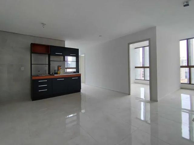 Apartamento com 2 Quartos para alugar, 60m² Centro