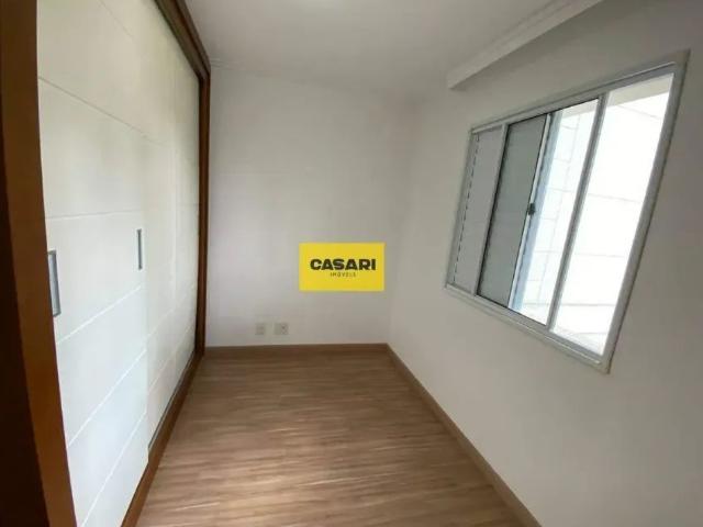 Apartamento com 2 Quartos para alugar, 60m² Centro