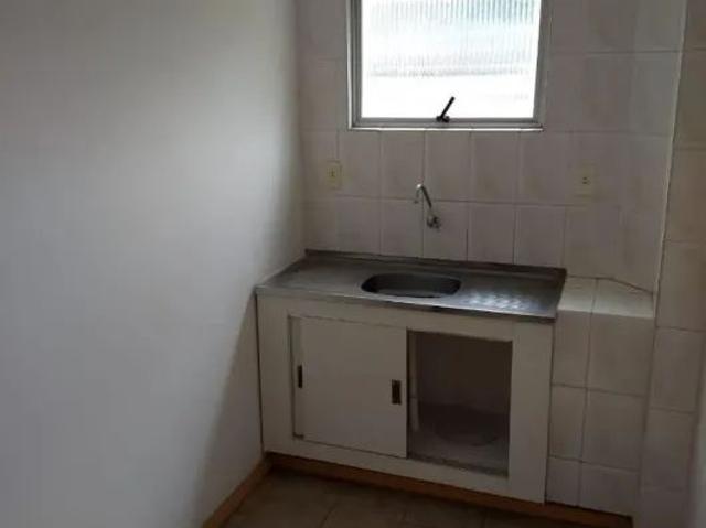 Apartamento com 2 Quartos para alugar, 60m² Centro