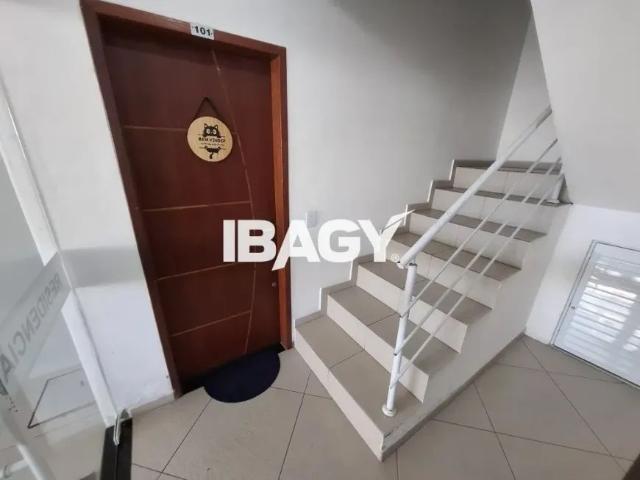 Apartamento com 2 Quartos para alugar, 60m² Ingleses do Rio Vermelho