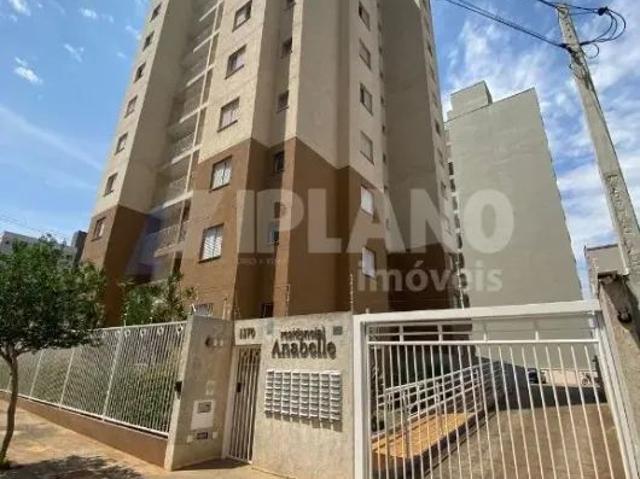 Apartamento com 2 Quartos para alugar, 63m² Centro