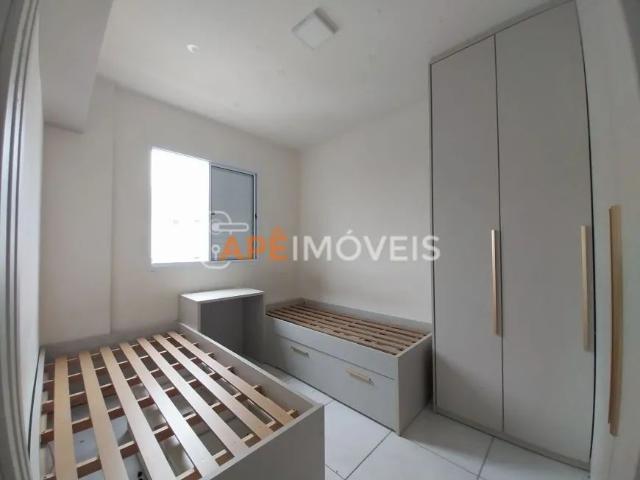 Apartamento com 2 Quartos para alugar, 63m² Centro