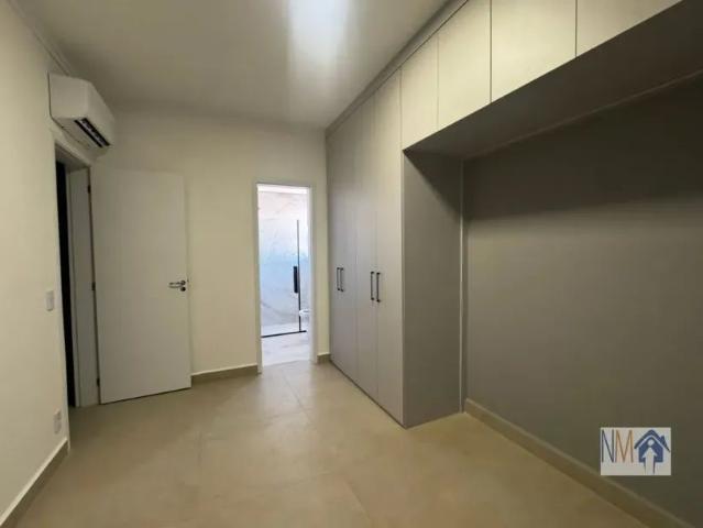 Apartamento com 2 Quartos para alugar, 74m² Centro