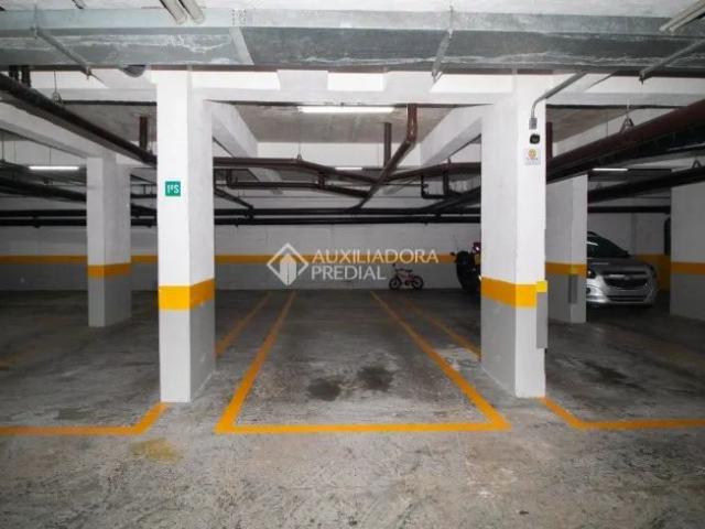 Apartamento com 2 Quartos para alugar, 74m² Planalto