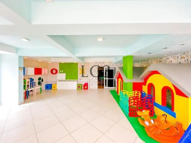 Apartamento com 2 Quartos para alugar, 75m² Centro