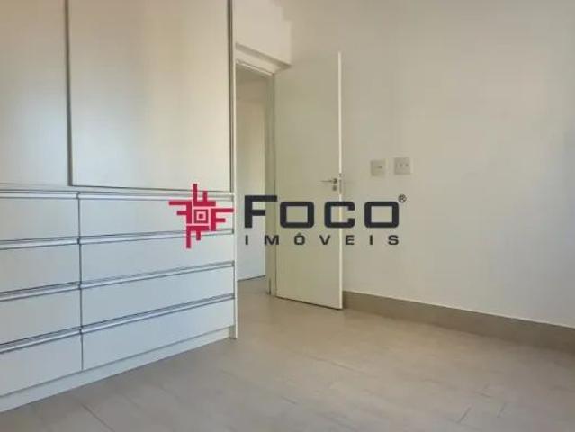 Apartamento com 2 Quartos para alugar, 78m² Condomínio Royal Park