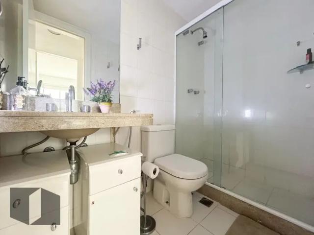 Apartamento com 2 Quartos para alugar, 70m² Barra da Tijuca