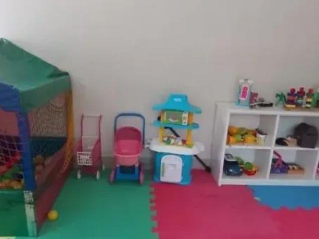 Apartamento com 2 Quartos para alugar, 70m² Centro