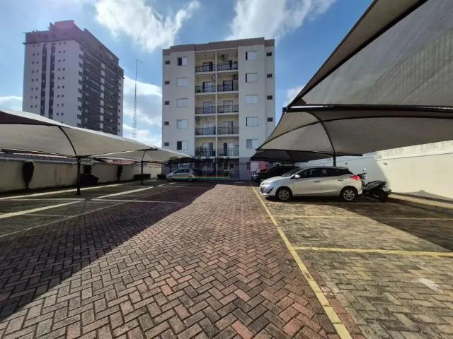 Apartamento com 2 Quartos para alugar, 70m² Centro