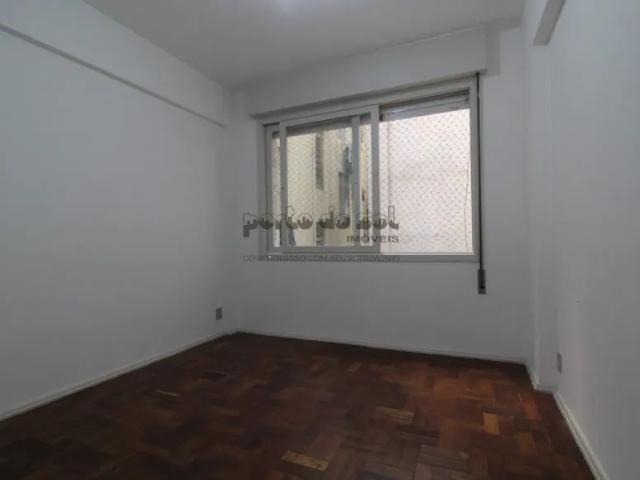 Apartamento com 2 Quartos para alugar, 70m² Centro Histórico