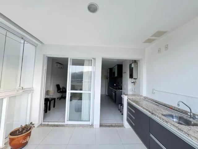 Apartamento com 2 Quartos para alugar, 70m² Recreio Dos Bandeirantes