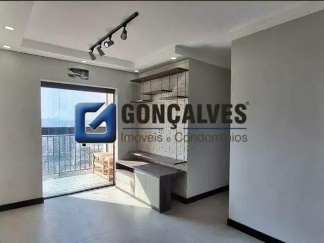 Apartamento com 2 Quartos para alugar, 71m² Centro