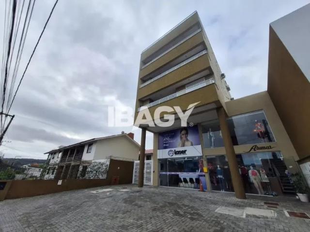 Apartamento com 2 Quartos para alugar, 71m² Ingleses do Rio Vermelho