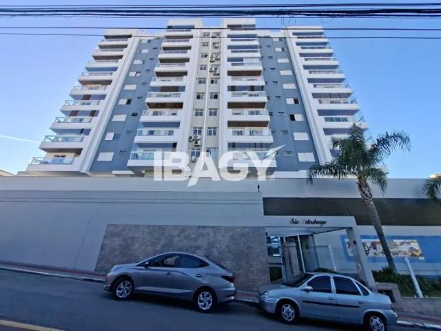 Apartamento com 2 Quartos para alugar, 73m² Barreiros