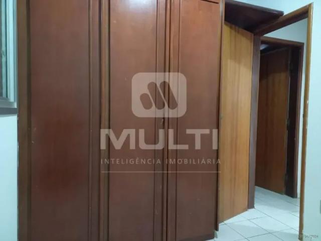 Apartamento com 2 Quartos para alugar, 73m² Santa Maria