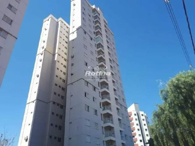 Apartamento com 2 Quartos para alugar, 80m² Tubalina