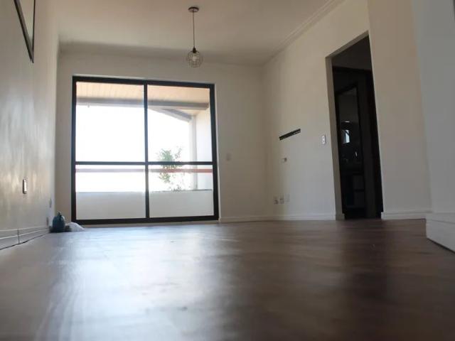 Apartamento com 2 Quartos para alugar, 80m² Vila Valparaiso