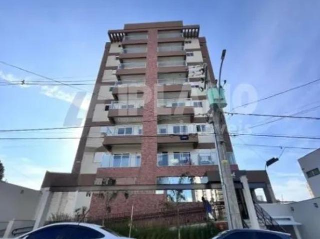 Apartamento com 2 Quartos para alugar, 80m² Centro