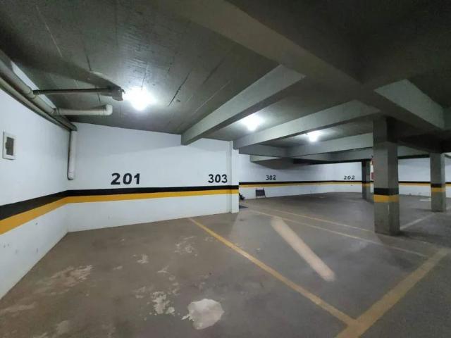 Apartamento com 2 Quartos para alugar, 80m² Centro