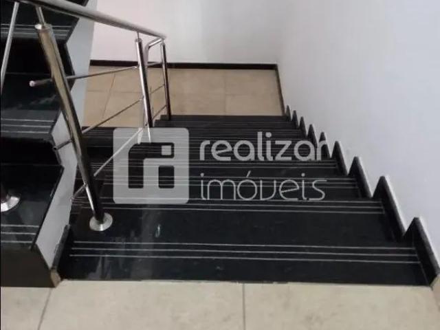 Apartamento com 2 Quartos para alugar, 80m² Ingleses do Rio Vermelho