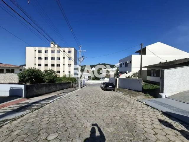 Apartamento com 2 Quartos para alugar, 80m² Picadas do Sul