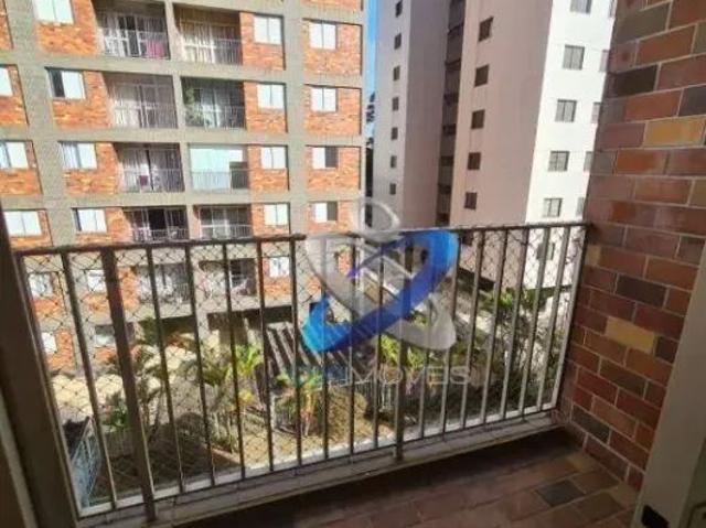 Apartamento com 2 Quartos para alugar, 83m² Centro