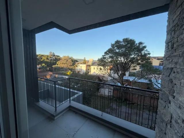 Apartamento com 2 Quartos para alugar, 95m² Centro