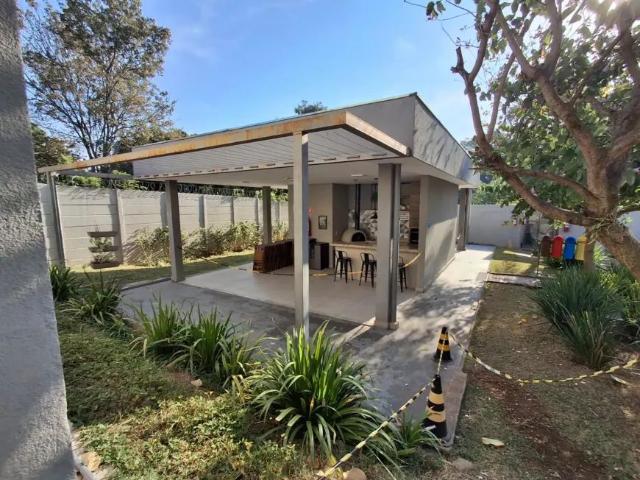 Apartamento com 2 Quartos para alugar, 90m² Jardim Itapuã