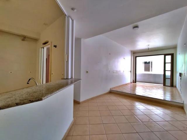 Apartamento com 2 Quartos para alugar, 90m² Pitangueiras