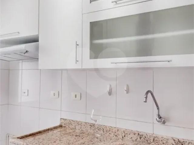 Apartamento com 2 quartos para locação em Itaim Bibi SP
