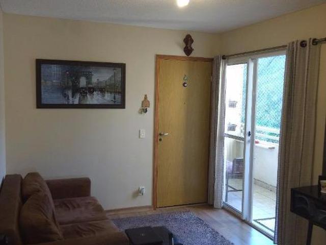 Apartamento com 2 Quartos para Venda, 47m², por R$ 135.000,00, em Jardim Isis, Cotia / SP