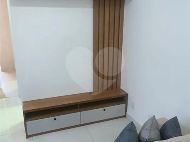 Apartamento com 2 Quartos para venda ou aluguel, 45m² Santana