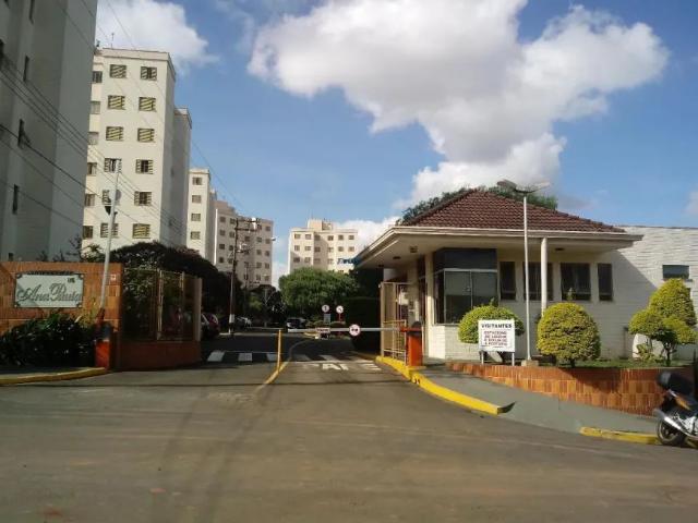 Apartamento com 2 Quartos para venda ou aluguel, 60m² Vila Rancho Velho
