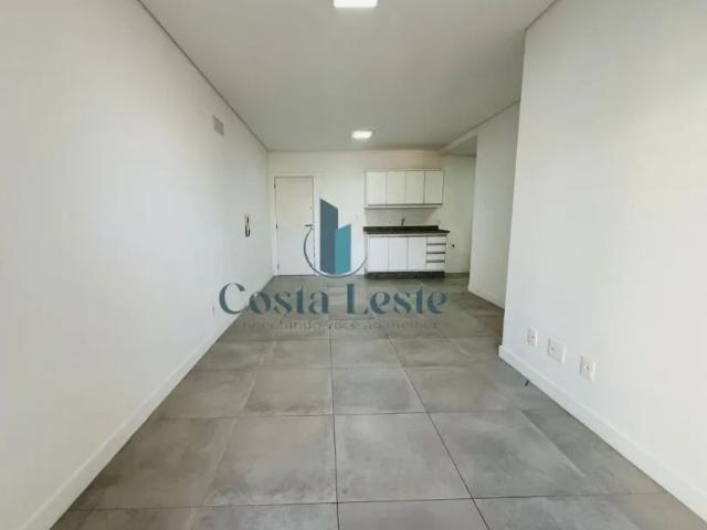 Apartamento com 2 Quartos para venda ou aluguel, 74m² Trindade