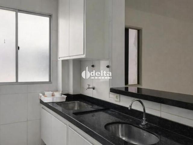 Apartamento com 2 quartos disponível para venda no bairro Shopping Park em Uberlândia MG