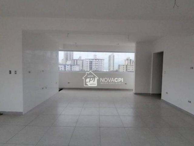 Apartamento com 2 quartos para venda na Vila Guilhermina Praia Grande/SP