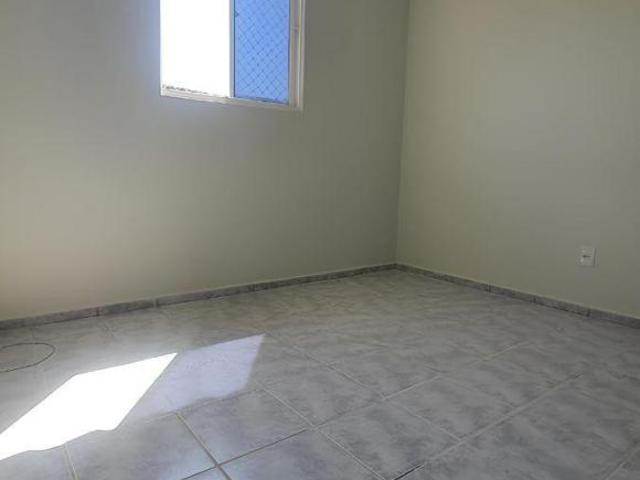 Apartamento com 2 quartos próximo ao metrô aceita financiamento Qn 108 Samambaia Sul