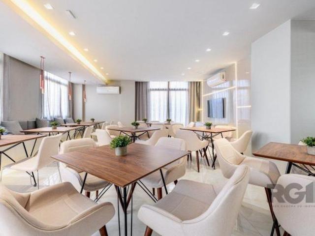 Apartamento com 2 quartos,suíte, churrasqueira 56m² no bairro Passo da Areia Poa
