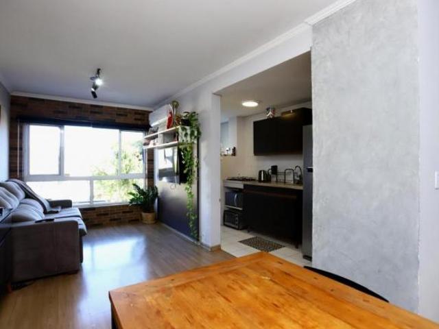 Apartamento com 2 quartos, suíte e vaga no Bairro Jardim Sao Pedro