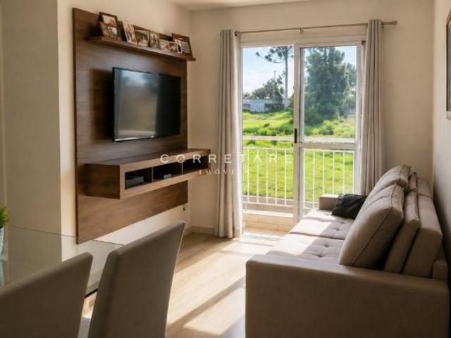 Apartamento com 2 Quartos Sacada 1 vaga e Condomínio Clube no Tingui
