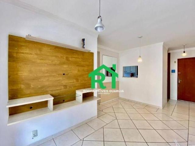 Apartamento com 2 quartos, sacada e 1 vaga à venda em Enseada, Guarujá