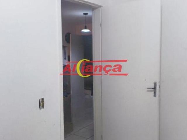 APARTAMENTO COM 2 QUARTOS, SALA, COZINHA, BANHEIRO, LAVANDERIA, BONSUCESSO SADOKIN EM GUARULHOS, SP