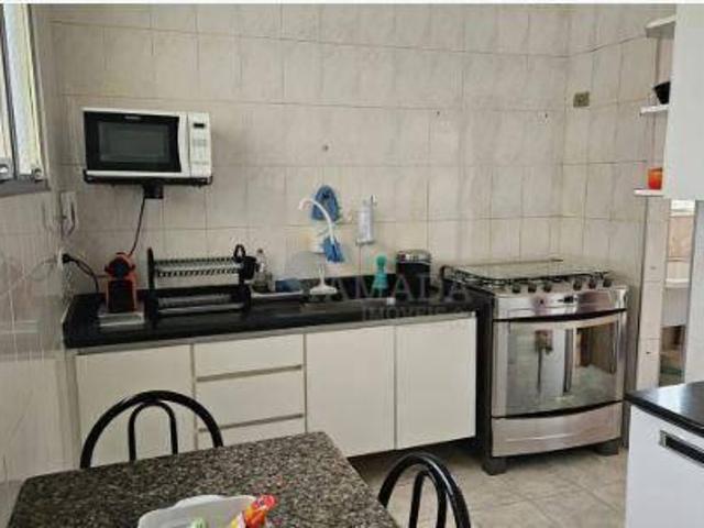 Apartamento com 2 quartos sendo uma suíte, sacada, 1 vaga à venda, 74 m² por R$ 513.600 Penha de F