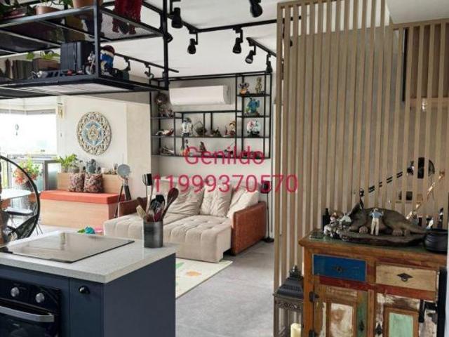Apartamento com 2 quartos sendo 1 suíte, 1 vaga de garagem, sala, cozinha, proximo do metro FL55