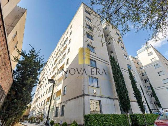 Apartamento com 2 quartos, sendo 1 suíte, 1 vaga em cond Clube no Portão