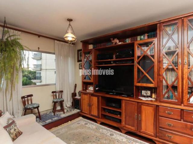 Apartamento com 2 quartos, sendo 1 suíte, 62m²
