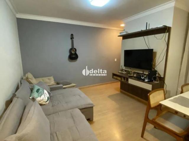 Apartamento com 2 quartos sendo 1 suíte disponível no bairro Roosevelt em Uberlândia MG